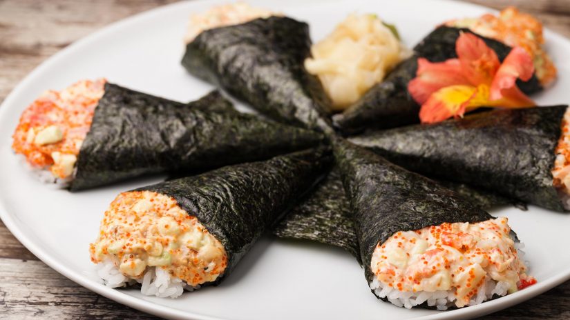 What is a temaki sushi? - SCHOOL OF SUSHI